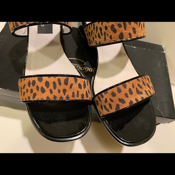 Pappagallo | Shoes | Womens Pappagallo Leopard Animal Print Block Heels ...